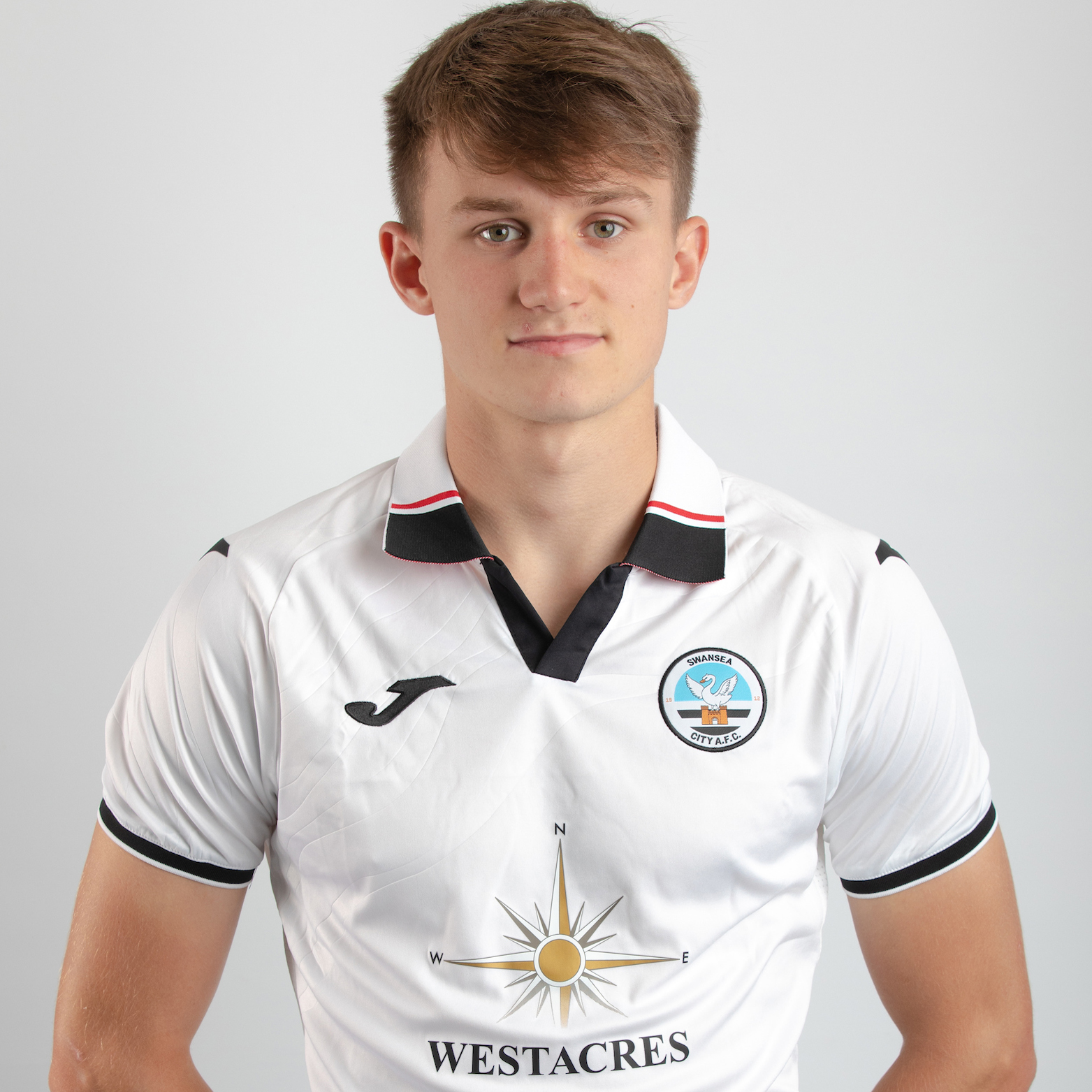 Ben Lloyd profile 23 | Swansea